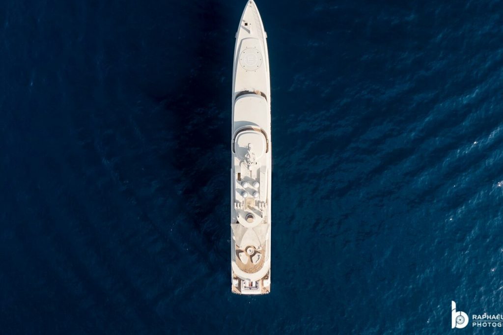 Yacht Ecstasea • Feadship • 2004 • Photos & Video