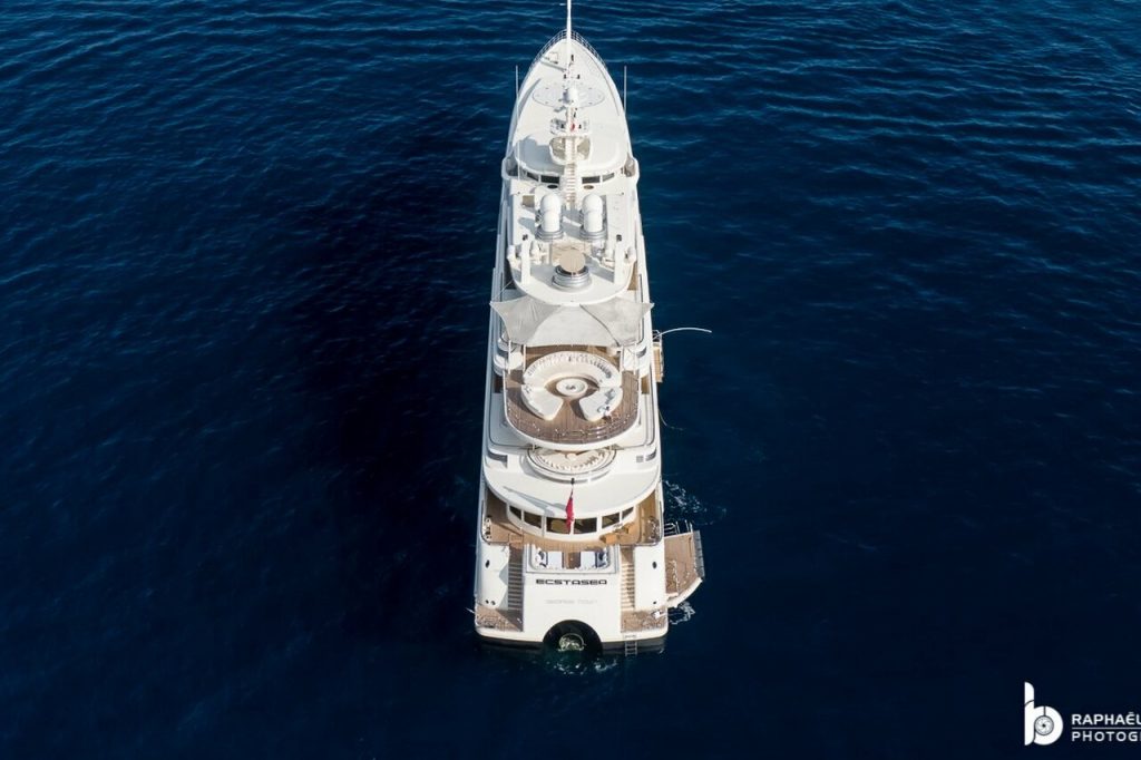 Yacht Ecstasea • Feadship • 2004 • Photos & Video