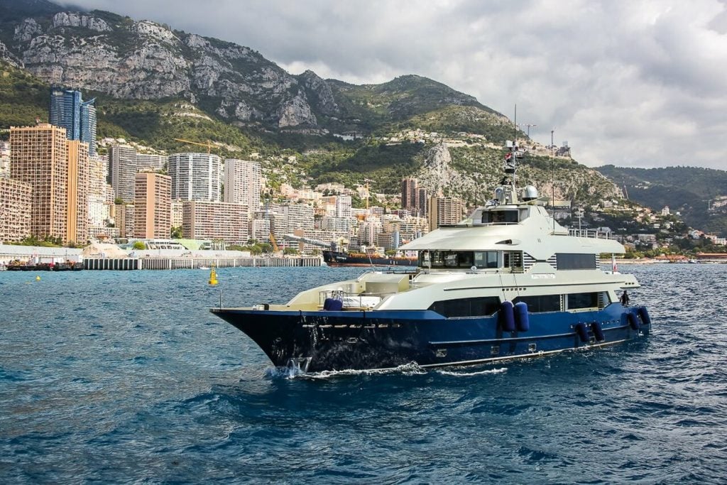 PRINCESS ILUKA Yacht • Robert McVicker $4M Superyacht