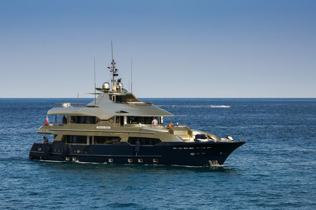 PRINCESS ILUKA Yacht • Robert McVicker $4M Superyacht