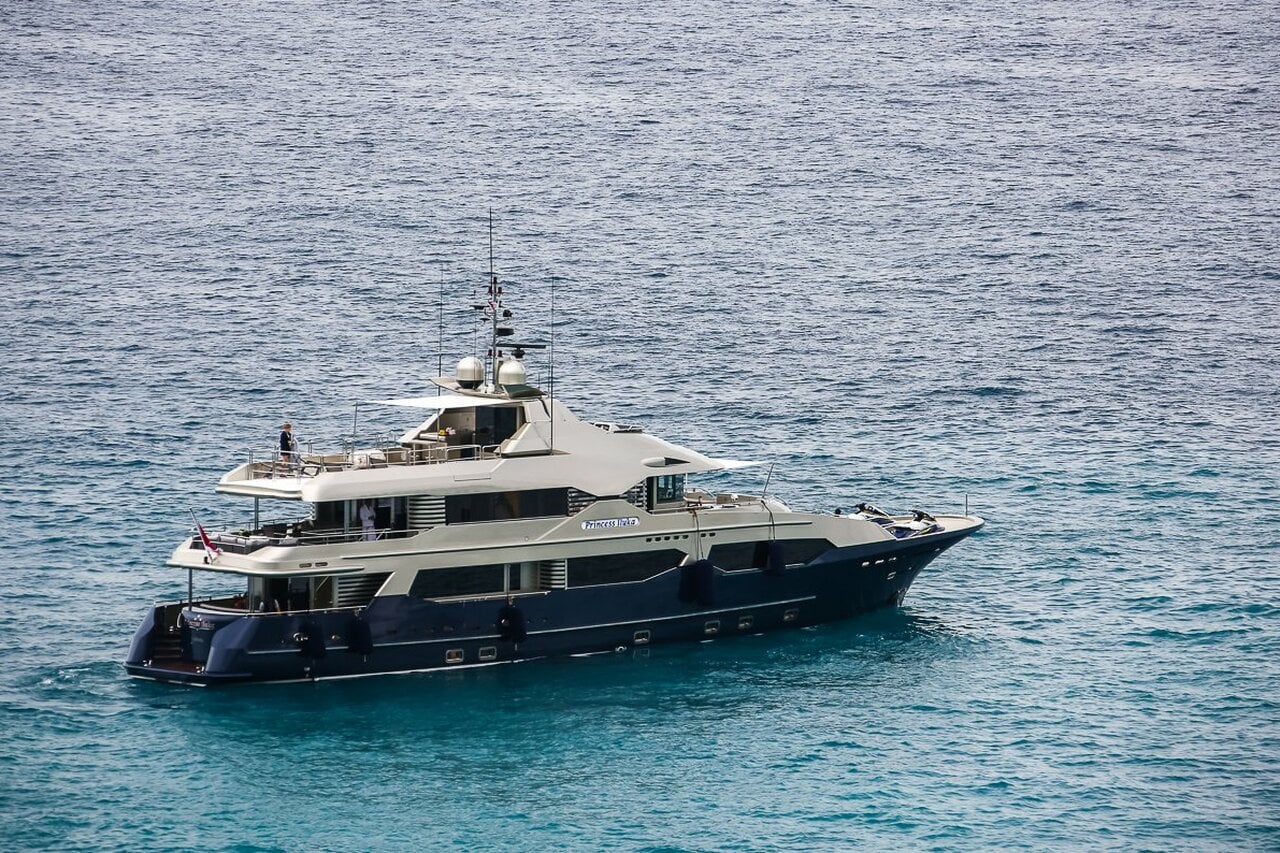 PRINCESS ILUKA Yacht • Robert McVicker $4M Superyacht