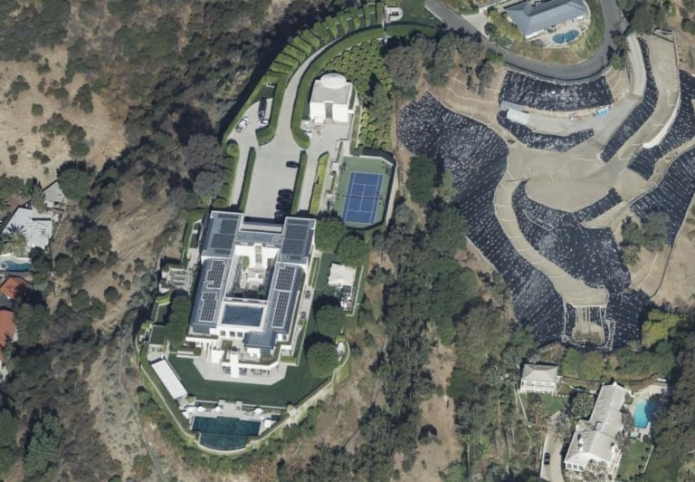 ANTHONY PRITZKER • Net Worth $3.7 Billion • House • Yacht • Private Jet
