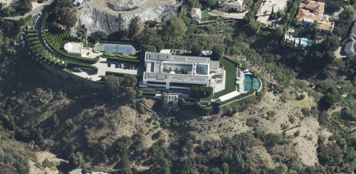 ANTHONY PRITZKER • Net Worth $3.7 Billion • House • Yacht • Private Jet