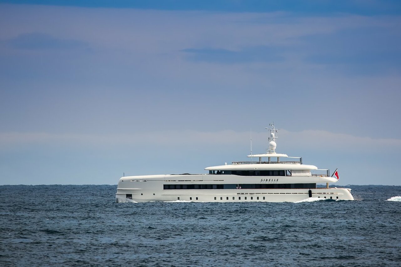 SIBELLE Yacht • Alexander Zhukov $30M Superyacht