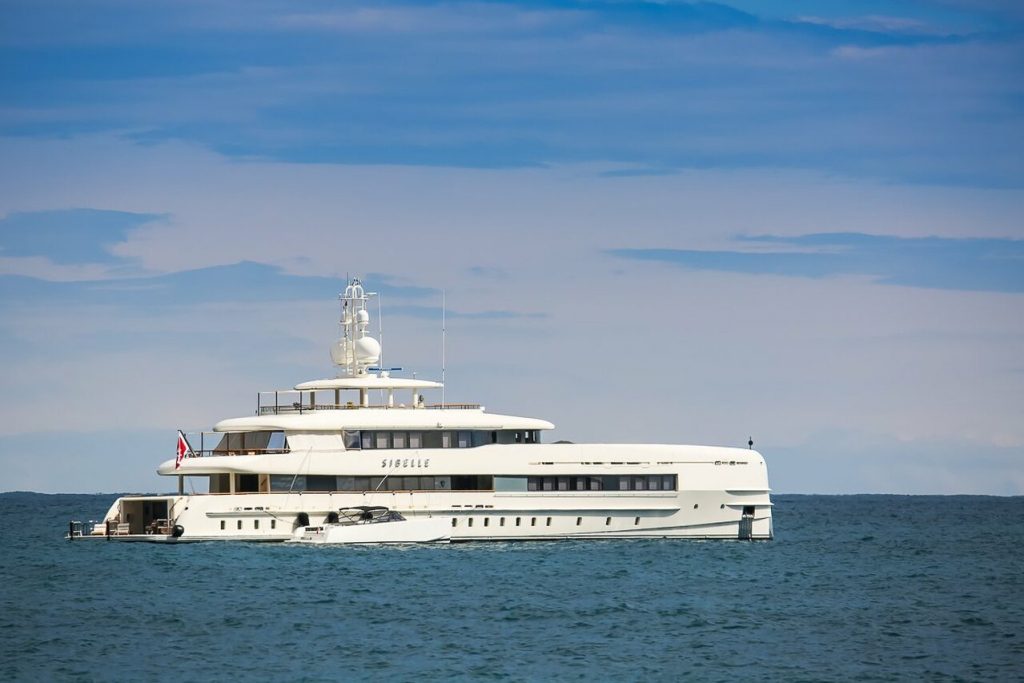 SIBELLE Yacht • Alexander Zhukov $30M Superyacht • Heesen • 2015