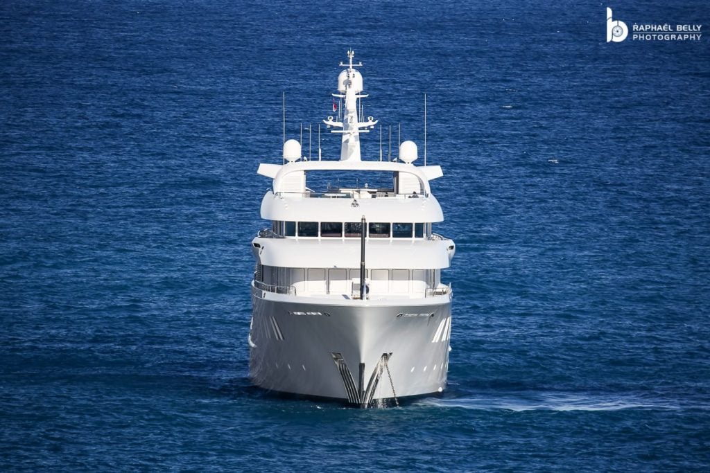 Yacht Invictus • Delta Marine • 2013 • Photos & Video