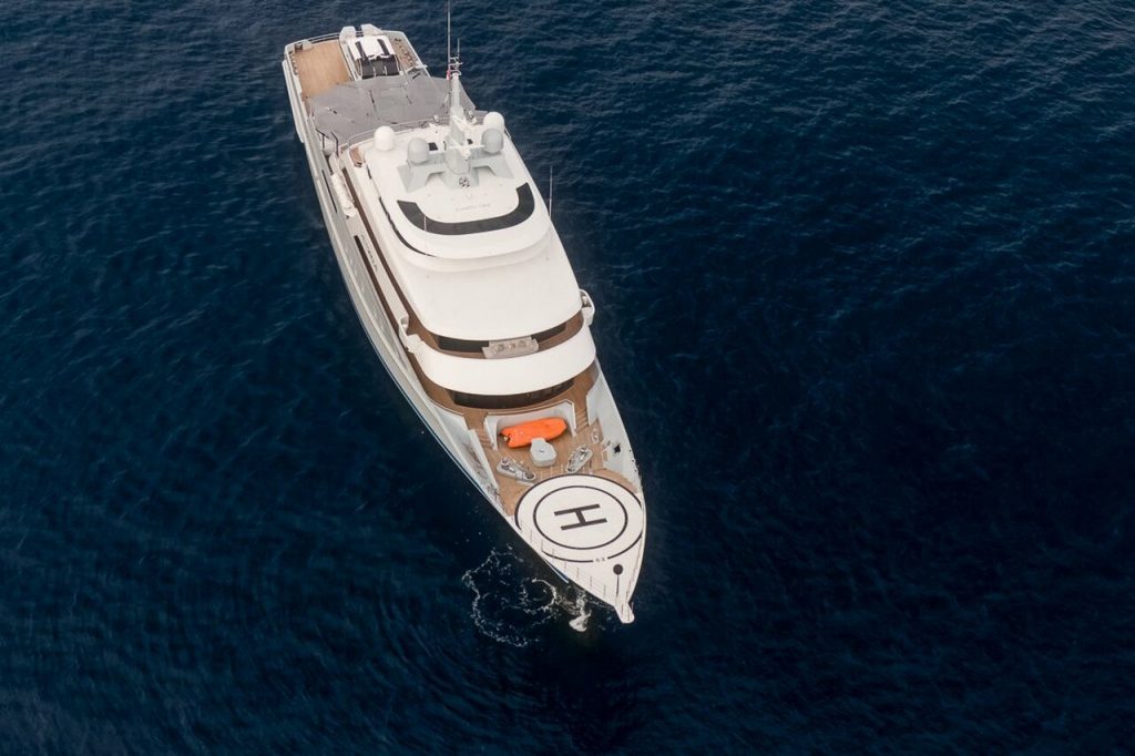 Yacht Victorious • Ak Yacht • 2021 • Photos & Video