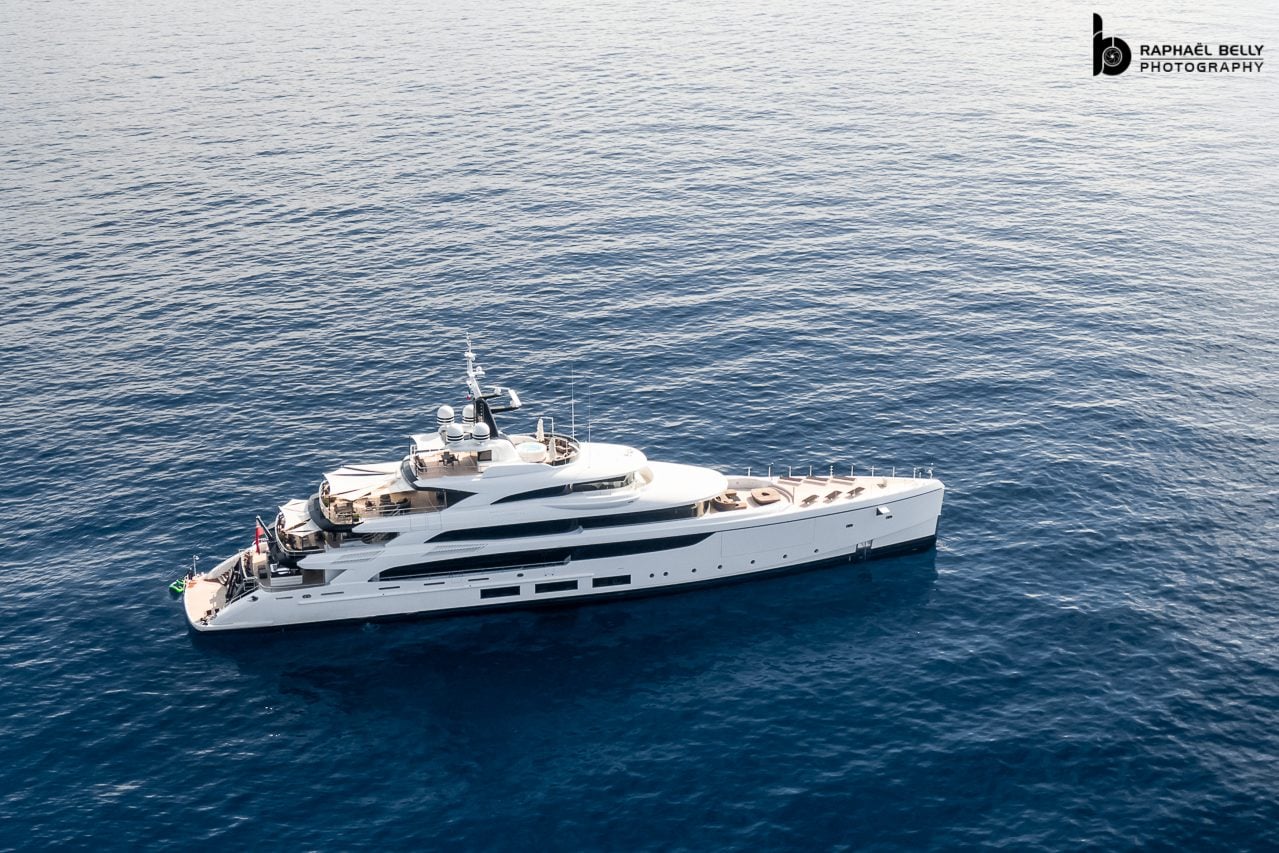 TRIUMPH Yacht • Chris and Sarah Dawson $80M Superyacht