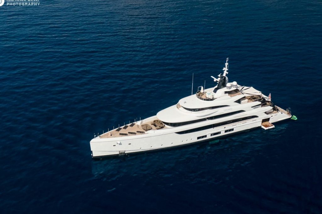 Yacht Triumph • Benetti • 2021 • Photos & Video
