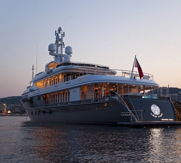 Yacht Talisman C • Turquoise • 2011 • Photos & Video