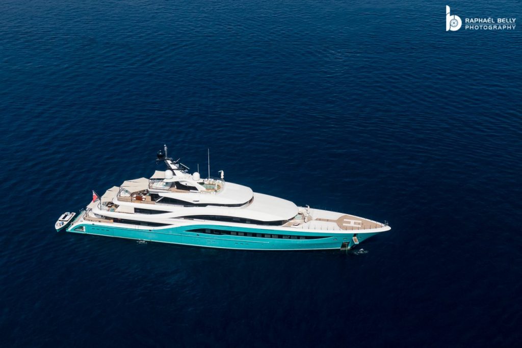 Go Yacht • Turquoise • 2018 • 77m • Photos & Video