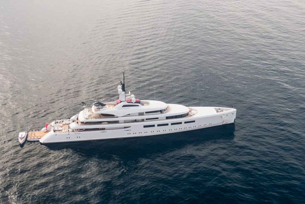 Yacht Vava II • Devonport • 2012 • Photos & Video