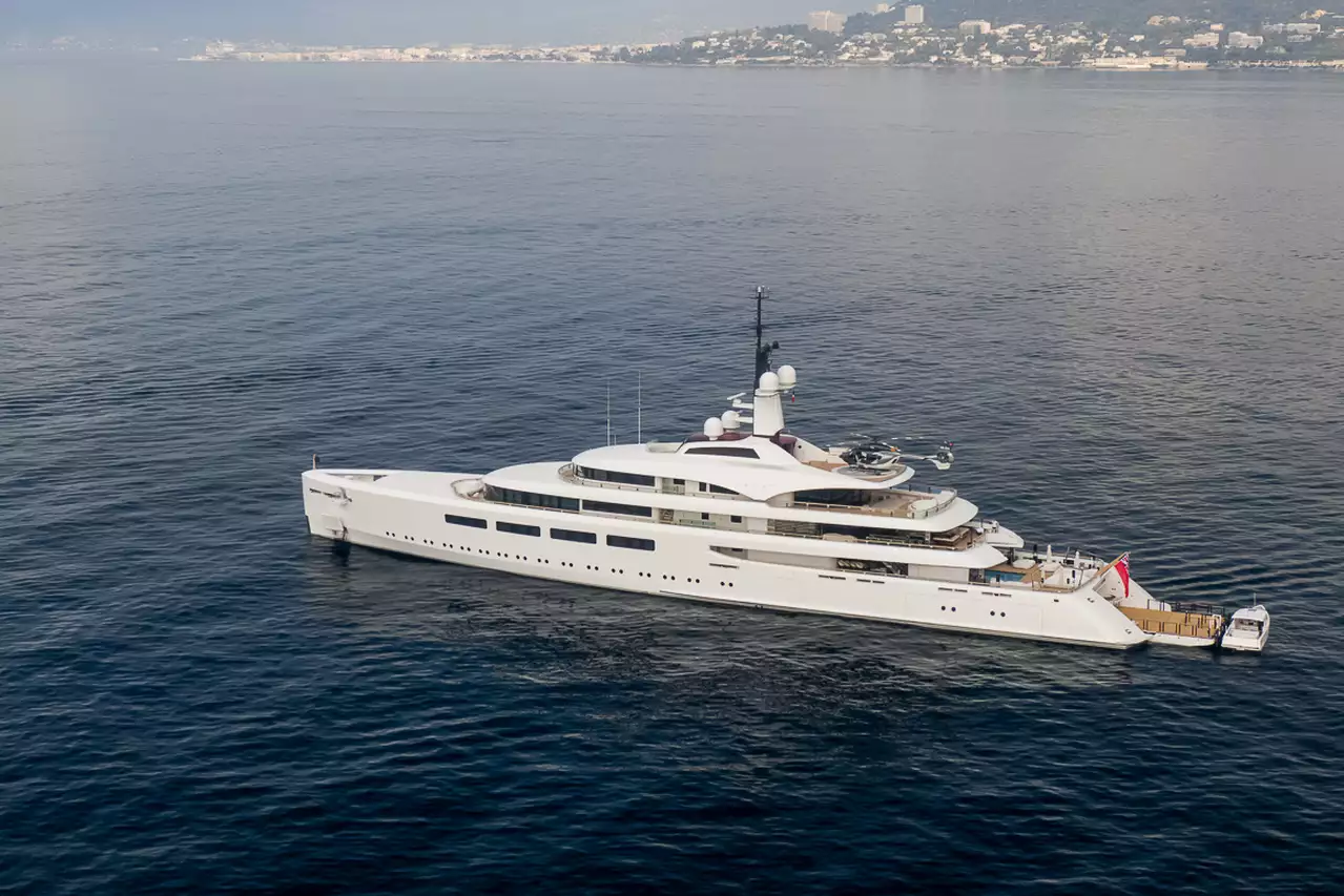VAVA II Yacht • Ernesto Bertarelli $150 Million Superyacht
