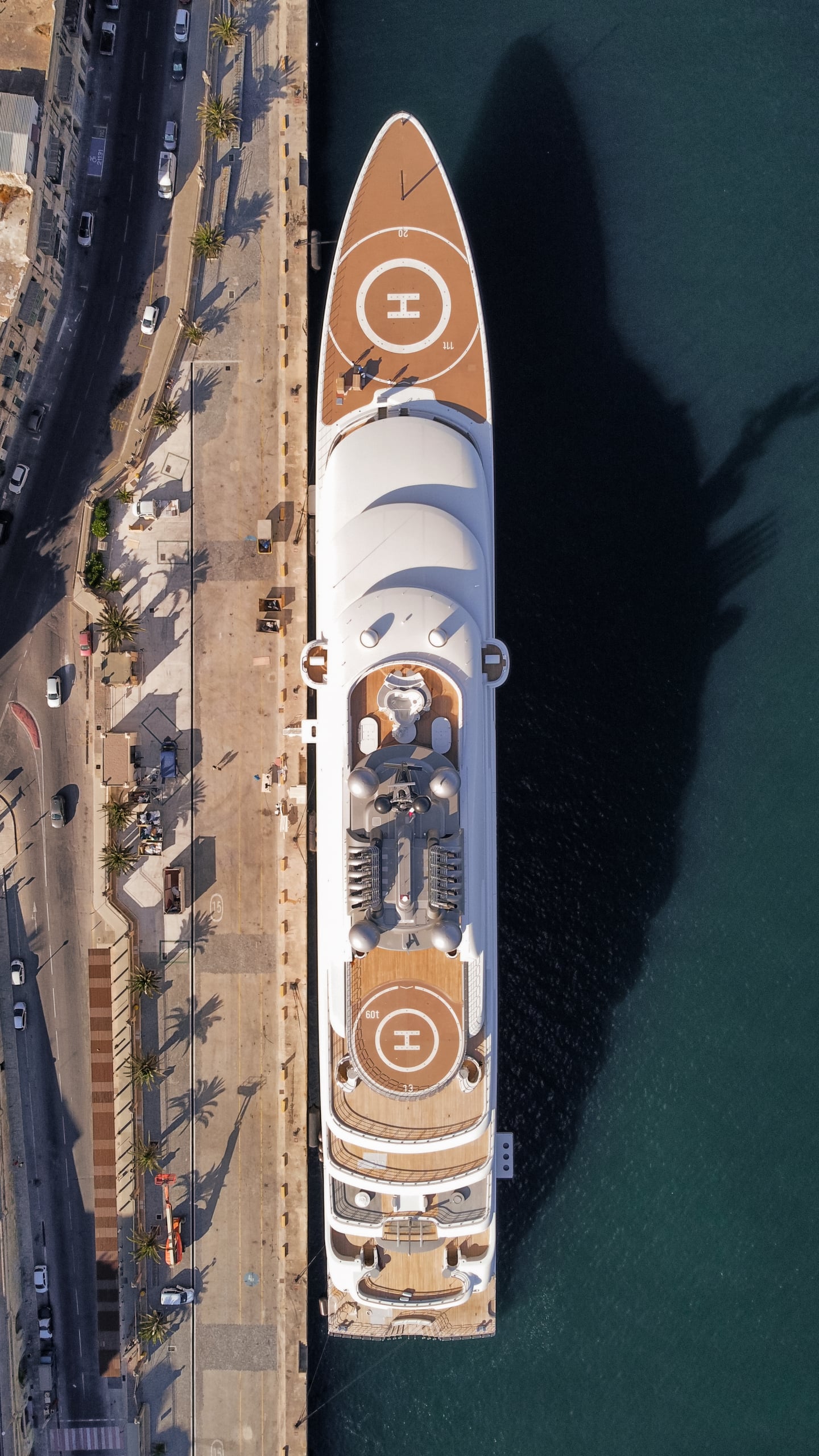 BLUE Yacht • Sheikh Mansour $600M Superyacht