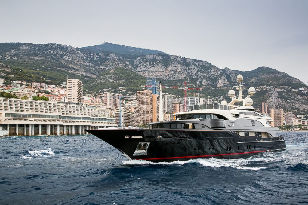 Yacht AUSTRALIA • Benetti • 2012 • Photos & Video