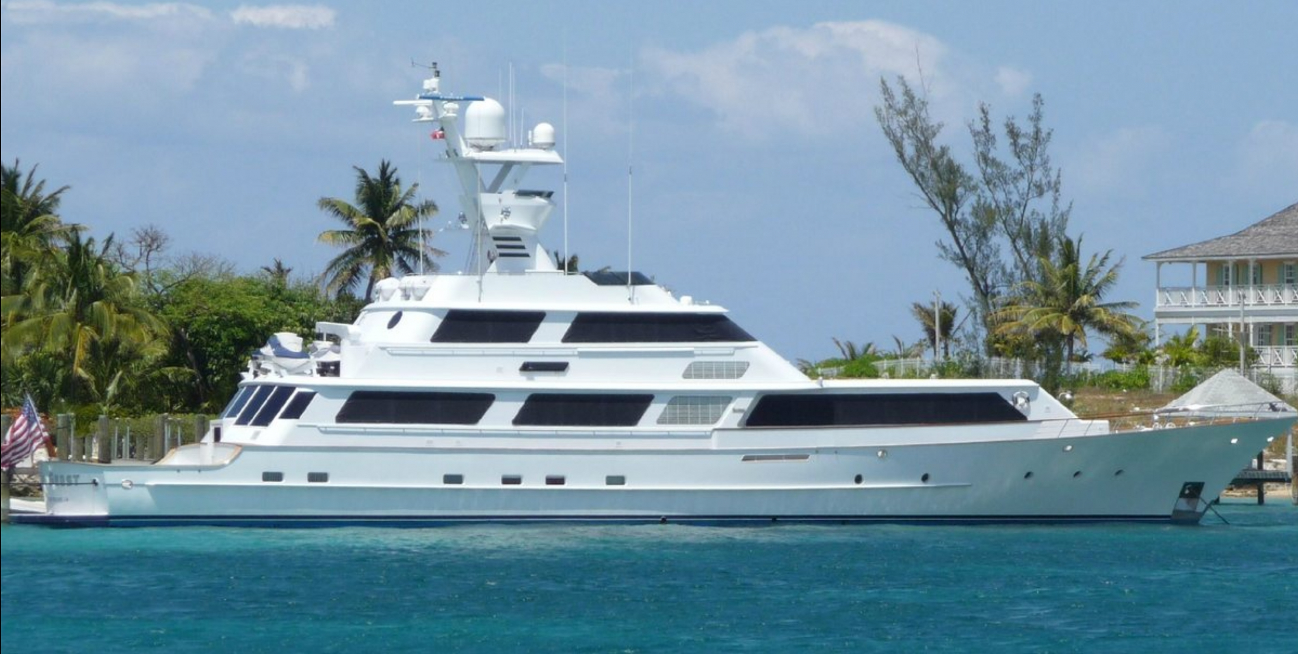 GORDON BUTCH STEWART (1941-2021) • Net Worth $1 Billion • House • Yacht ...