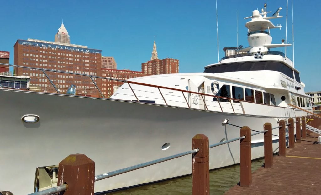 Yacht LADY SANDALS • Feadship • 1985 • Photos & Video