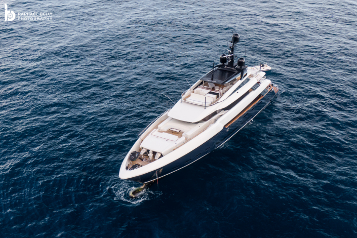 Inside N2H Yacht • Rossi Navi • 2017 • Value $25,000,000 • Owner Kees ...