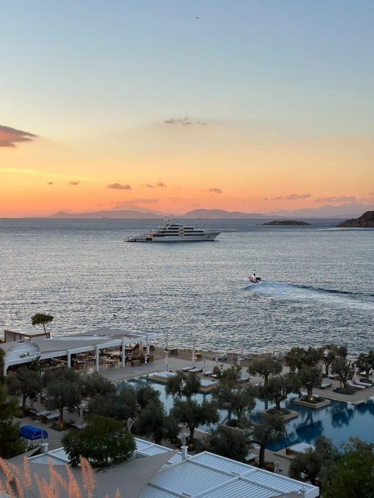 PROJECT X Yacht • Golden Yacht $150M Superyacht