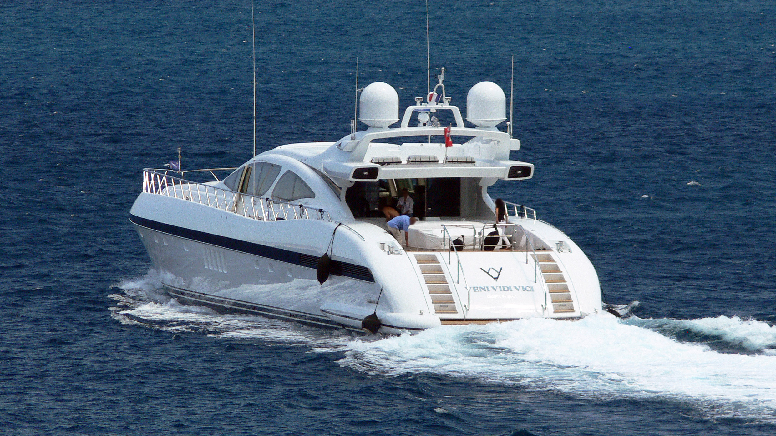 Vincent Tchenguiz was the Owner of the yacht VENI VIDI VICI