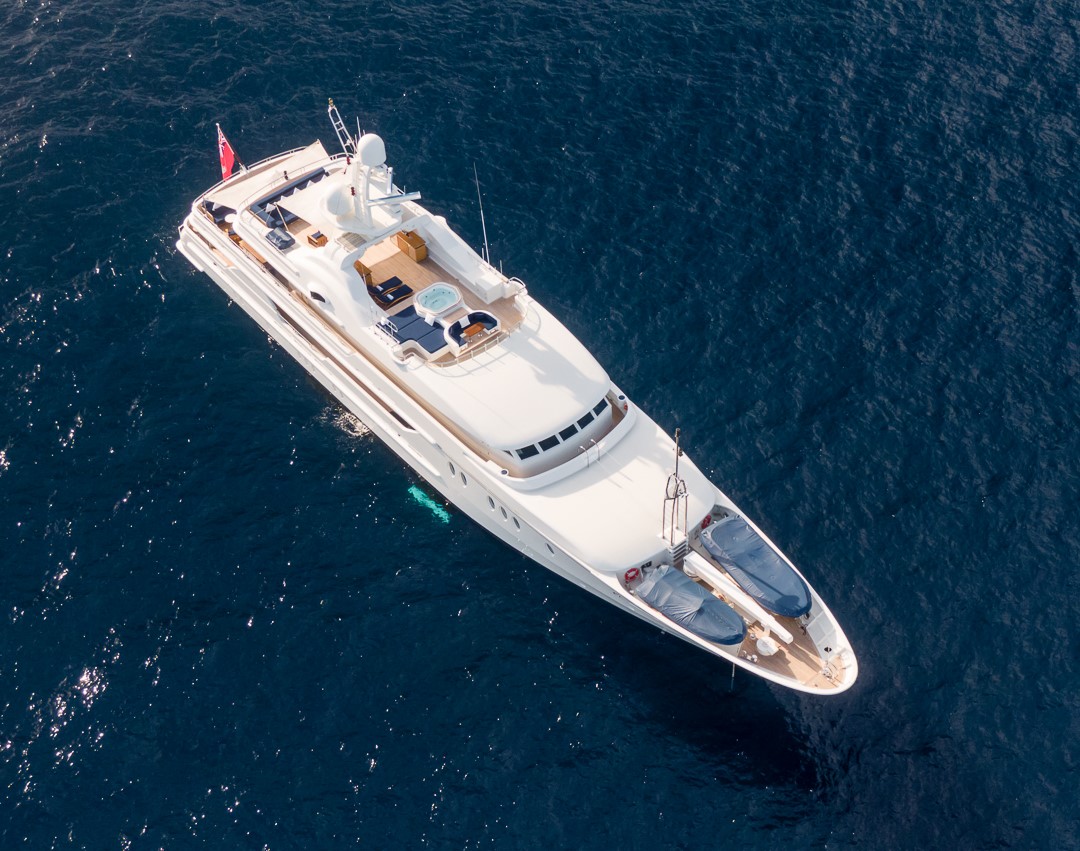 LIGHTNING Yacht • Omar Al Futtaim $40M Superyacht