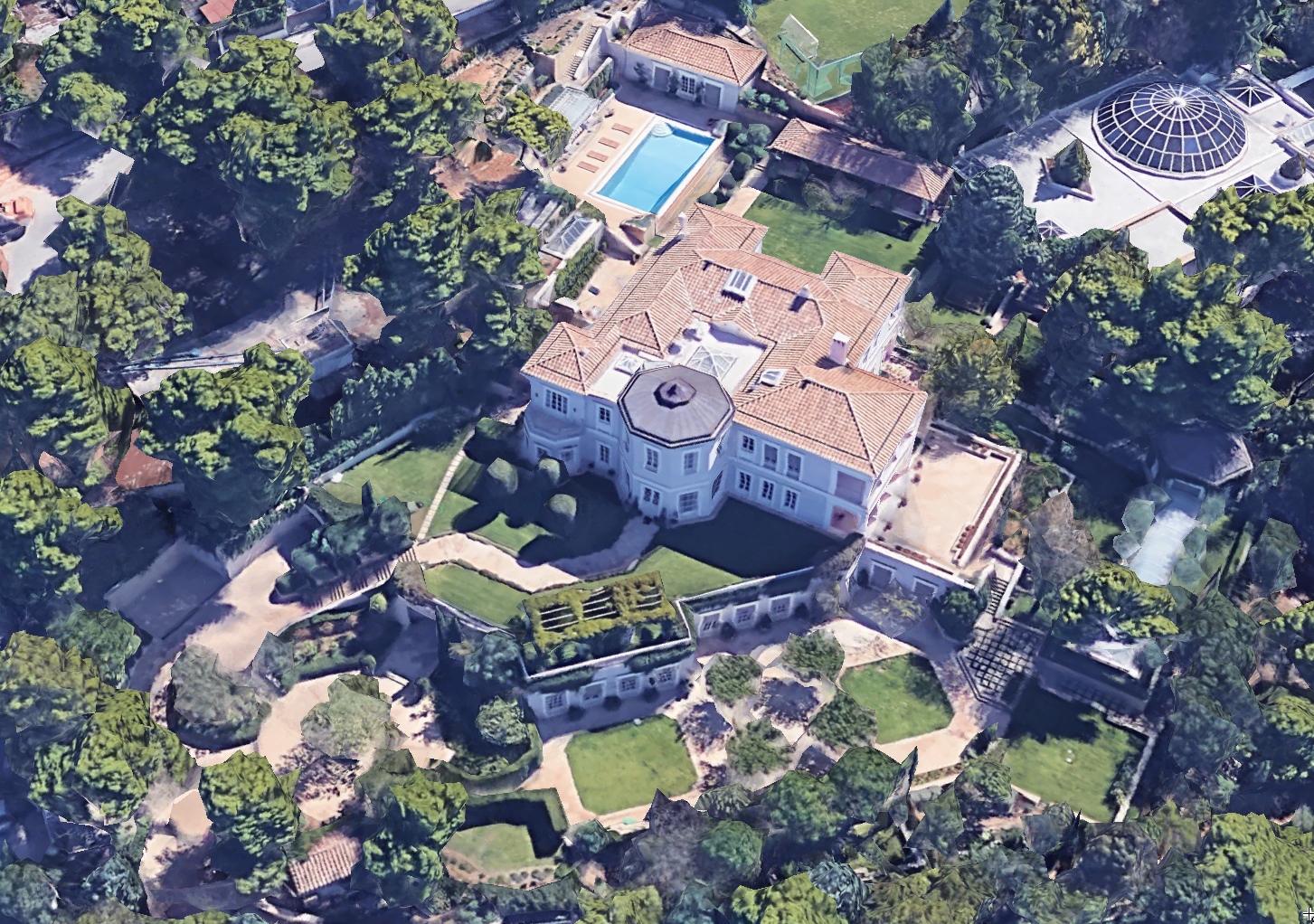 VARDIS VARDINOGIANNIS • Net Worth $2 Billion • House • Yacht • Private Jet