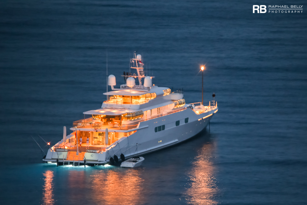 Trident Yacht • Feadship • 2009 • Zu verkaufen – zu chartern