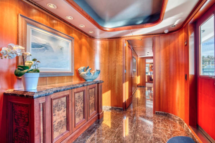 ICE BEAR Yacht • Walter Scott Jr. $20M Superyacht
