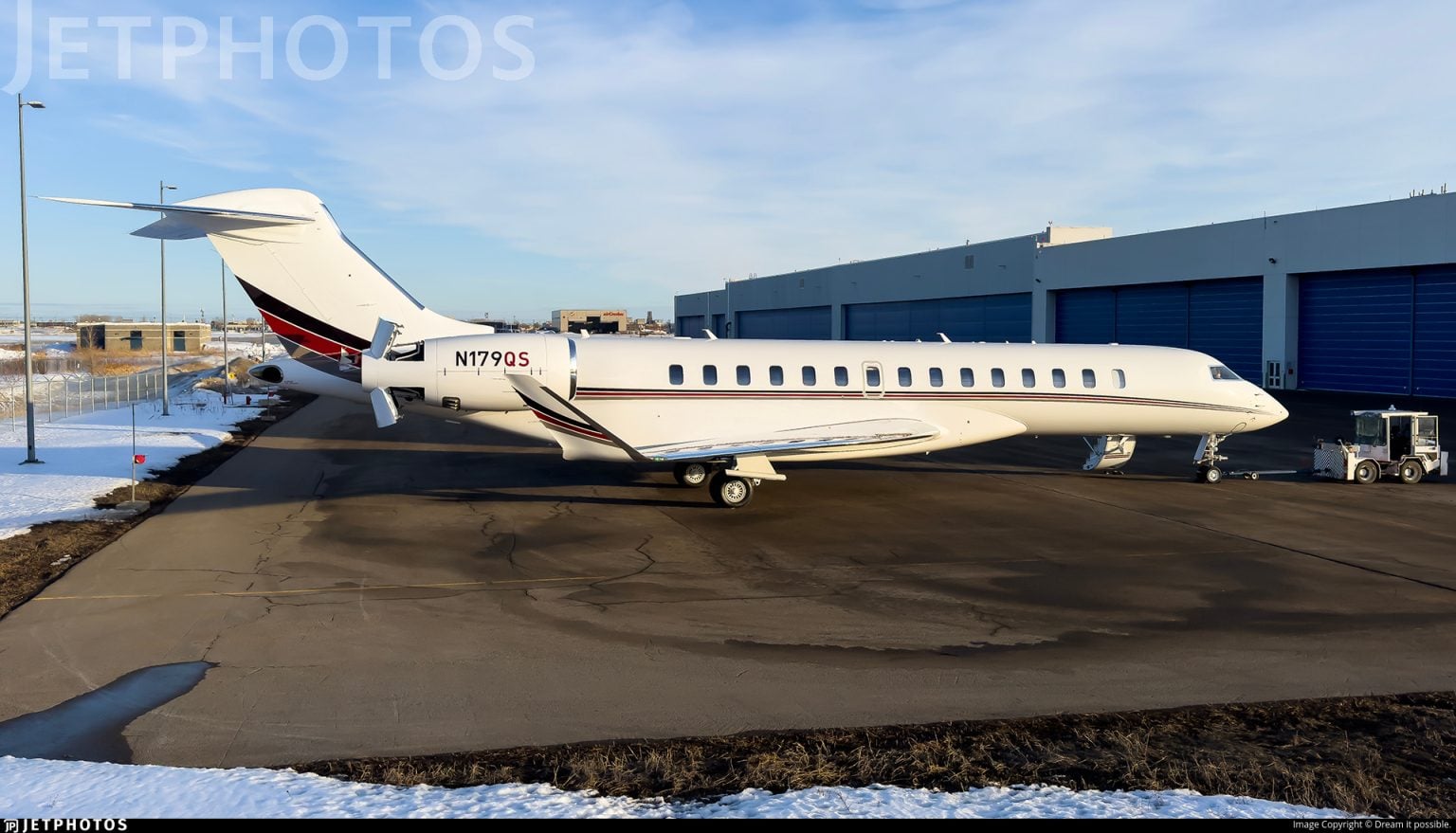 NetJets: Erleben Sie unvergleichlichen Luxus und Flexibilität in der ...