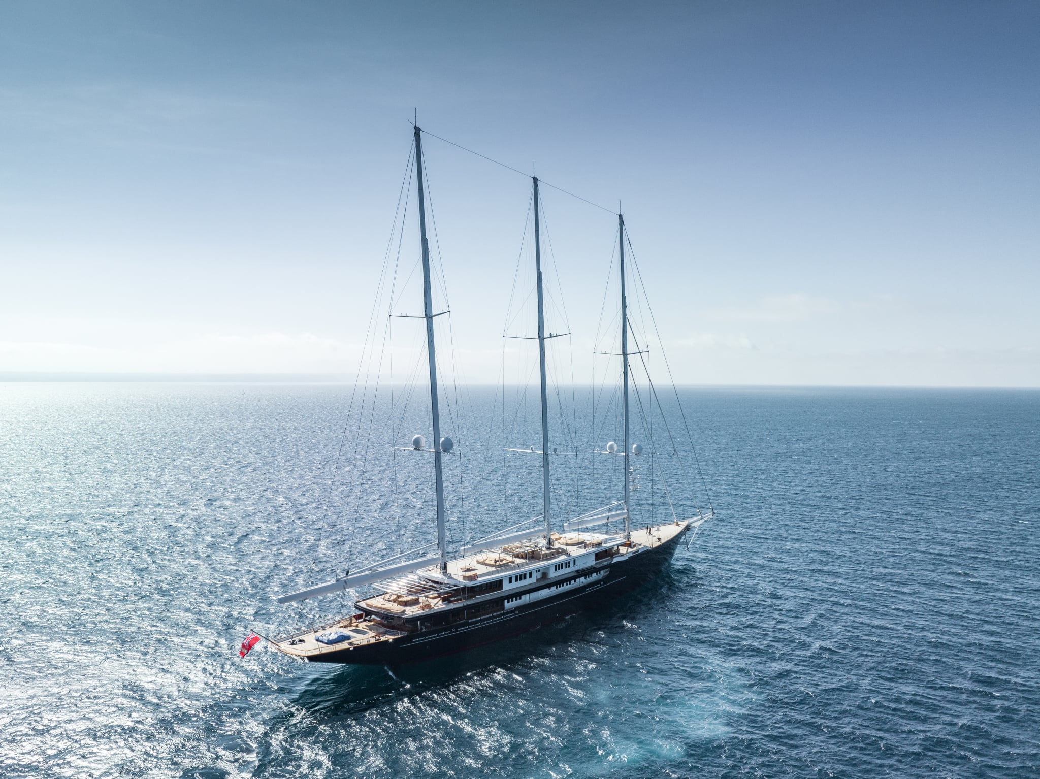 Jeff Bezos Yate Koru • Superyate de vela $250M • Oceanco