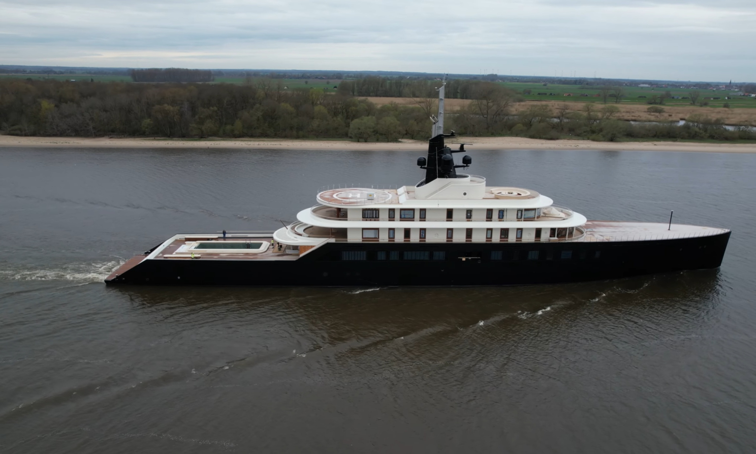 LIVA Yacht • Stephen Orenstein $250M Superyacht