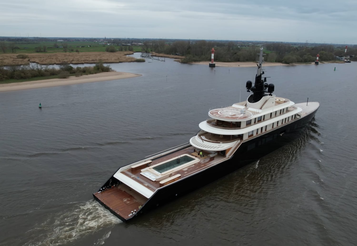 LIVA Yacht • Stephen Orenstein $250M Superyacht