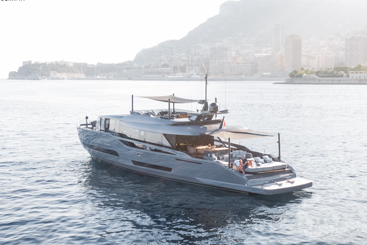 HAZE Yacht • Steve Rigby $4M Superyacht