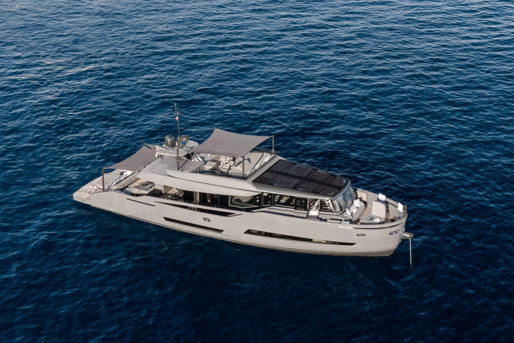 HAZE Yacht • Steve Rigby $4M Superyacht