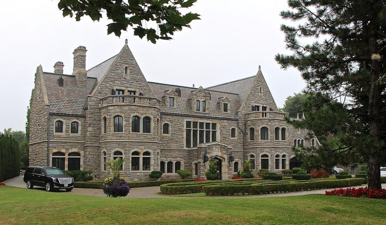 Michael Latifi: CEO of Sofina Foods and Father of Formula 1 Driver ...