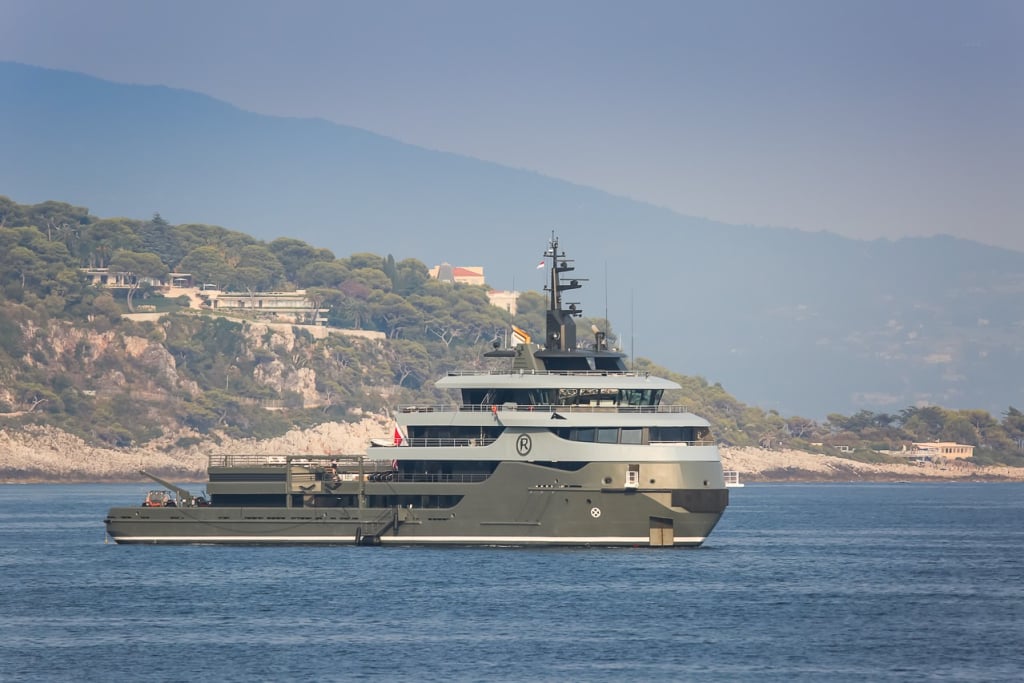 Q Yacht • Roy E. Carroll $80M Support Vessel