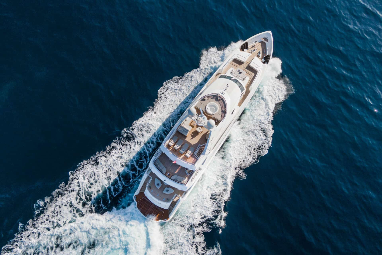 THUMPER Yacht • Alexander Chesterman $16M Superyacht
