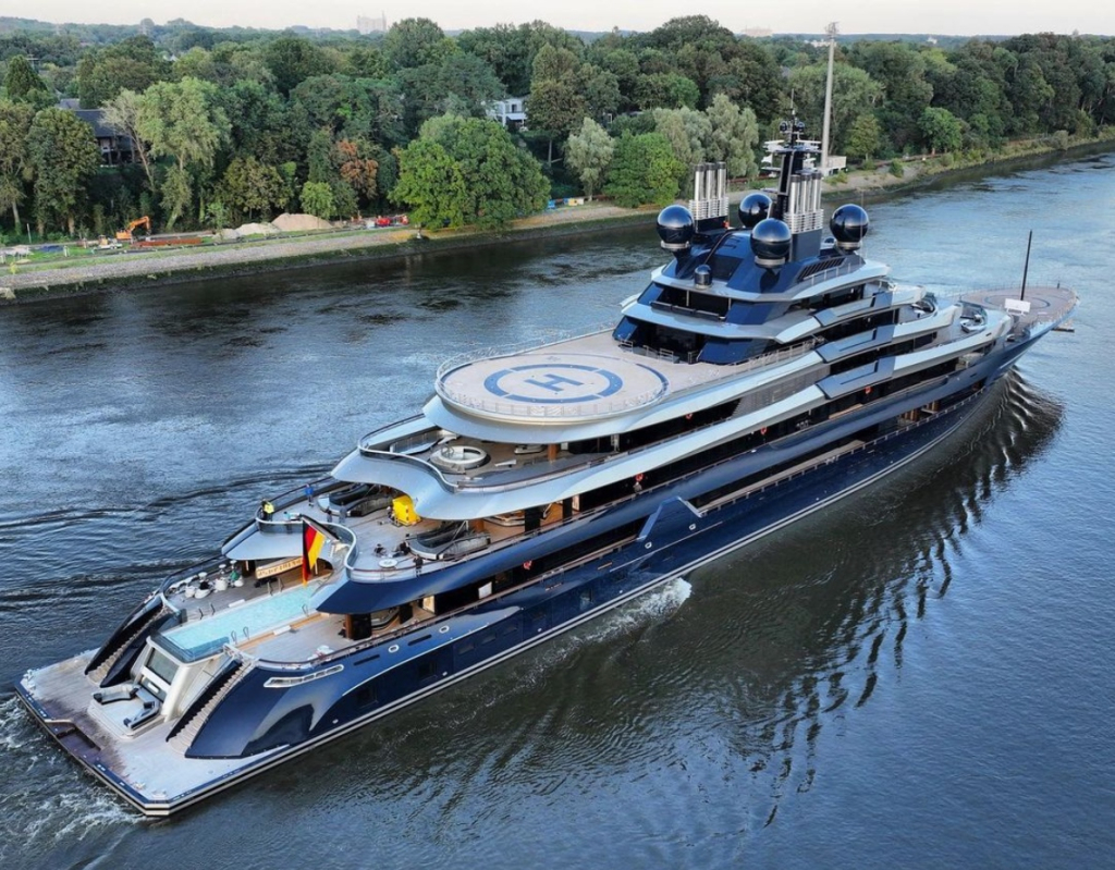 Project LUMINANCE Yacht • Lurssen • 2022 • Photos & Video