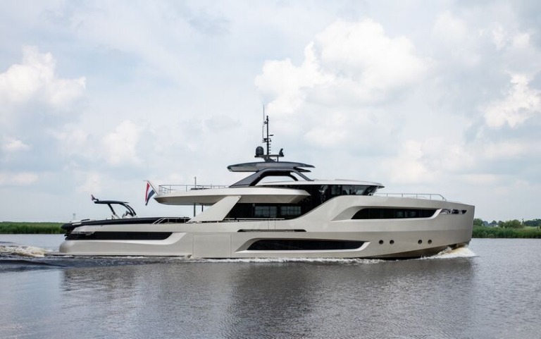 Lady Fleur Yacht • Jan Vink $10M Superyacht