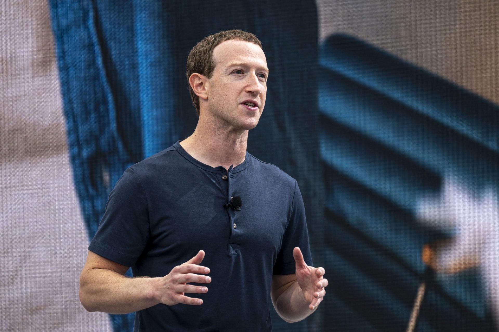 The Digital Visionary: Mark Zuckerberg's Journey from Harvard to Meta Platforms
