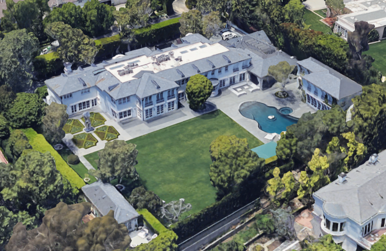 Sean "Diddy" Combs: Music Mogul and Business Tycoon • Business Jet ...