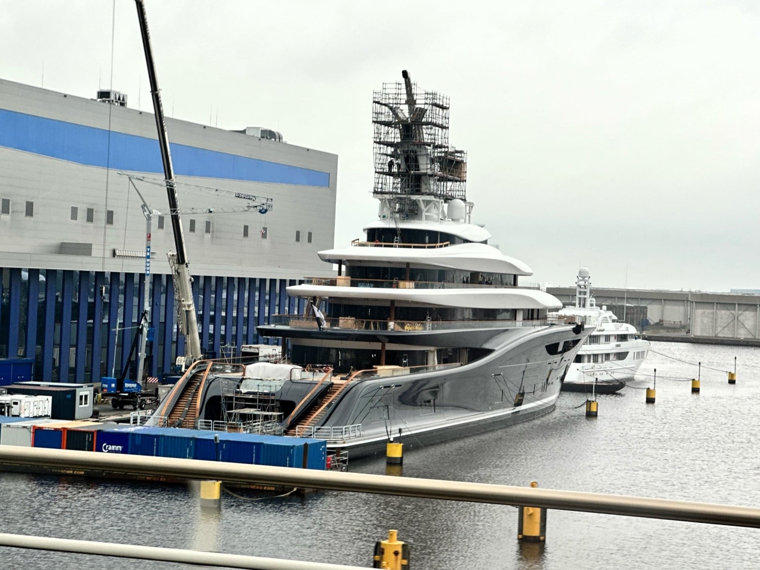BILL GATES YACHT BREAKTHROUGH - $675 miljoen op vloeibare waterstof ...