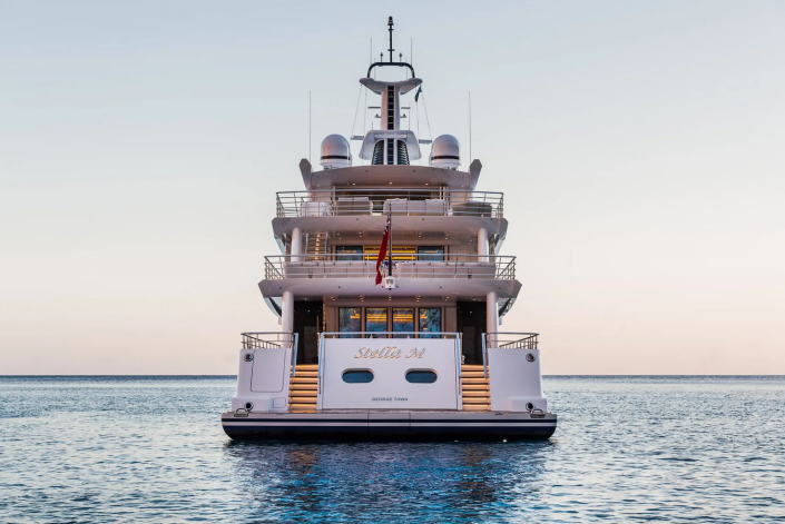 STELLA M Yacht • Roberto Irineu Marinho $80M Superyacht