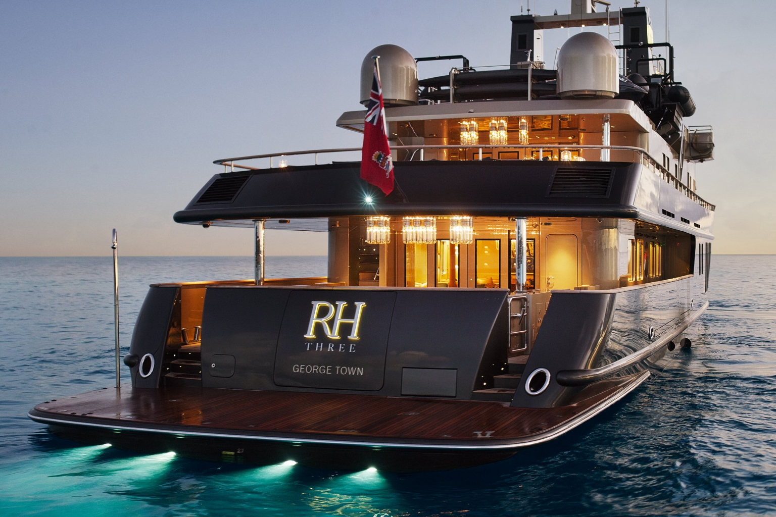 GARY FRIEDMAN: Revolutionizing RH into a Luxury Lifestyle Empire
