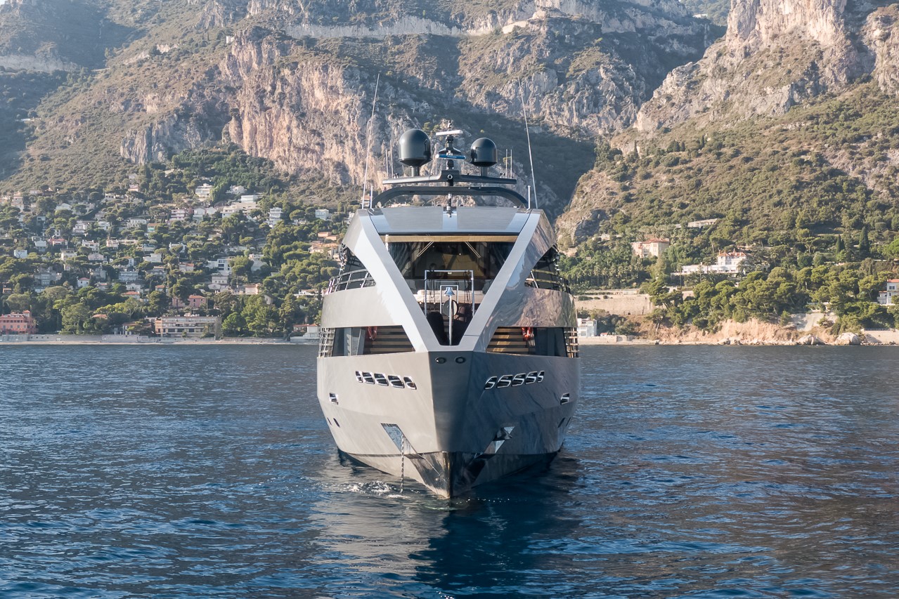 OCEAN SAPPHIRE Yacht • European Millionaire $5,000,000 Superyacht