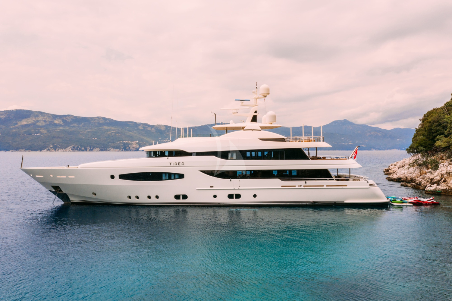 Tirea Yacht • Dragan Solak $10M Superyacht