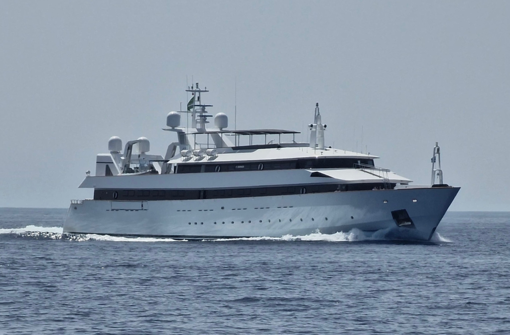 ADAMAS V Yacht • Nikolas Pateras $18M Superyacht