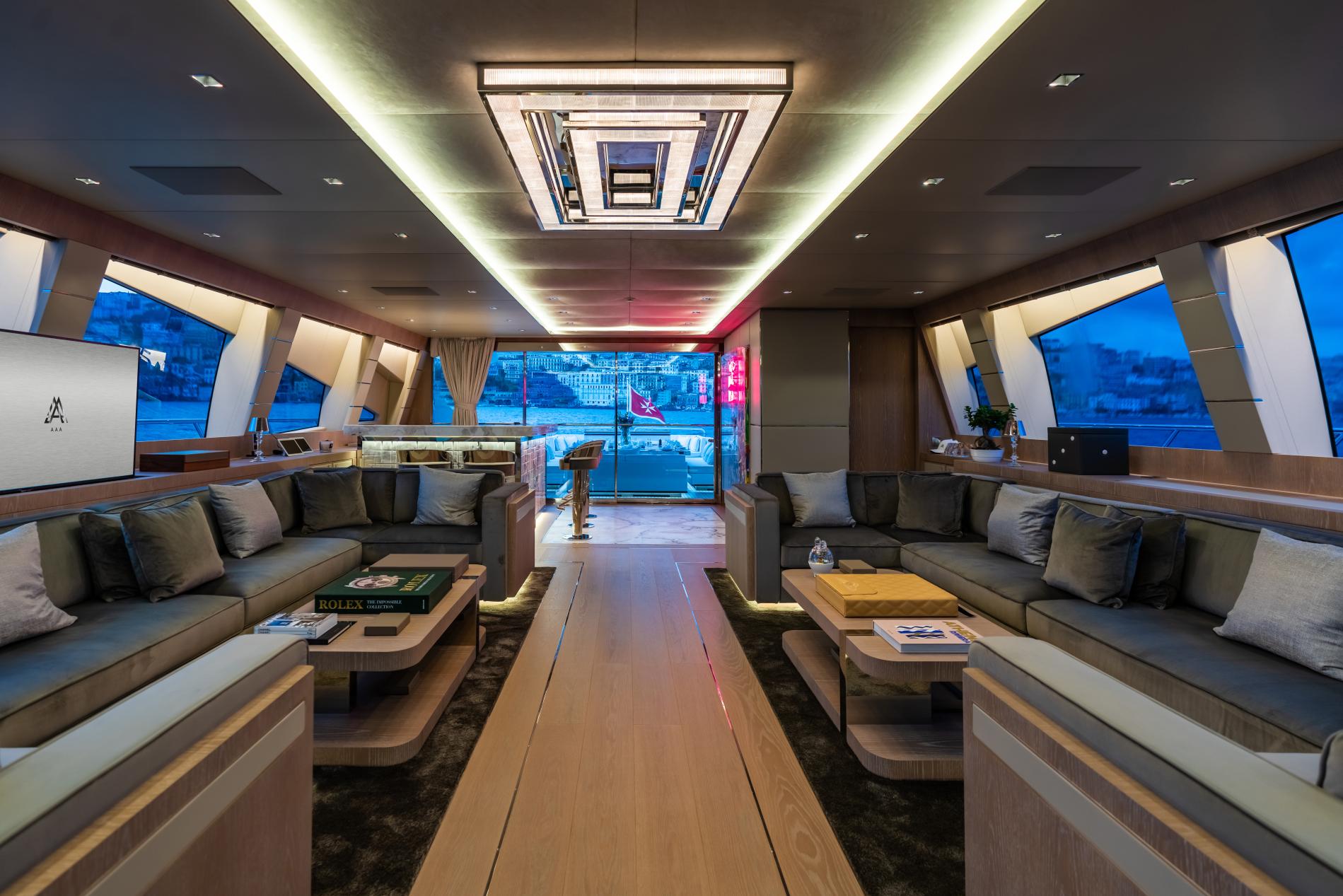 V Yacht • Toto Wolff $27M Superjacht