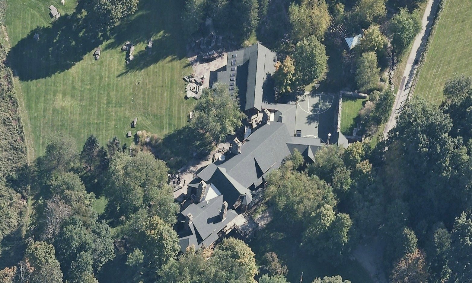 Meet RICHARD HANDLER: the Billionaire CEO of Jefferies and Yacht Owner