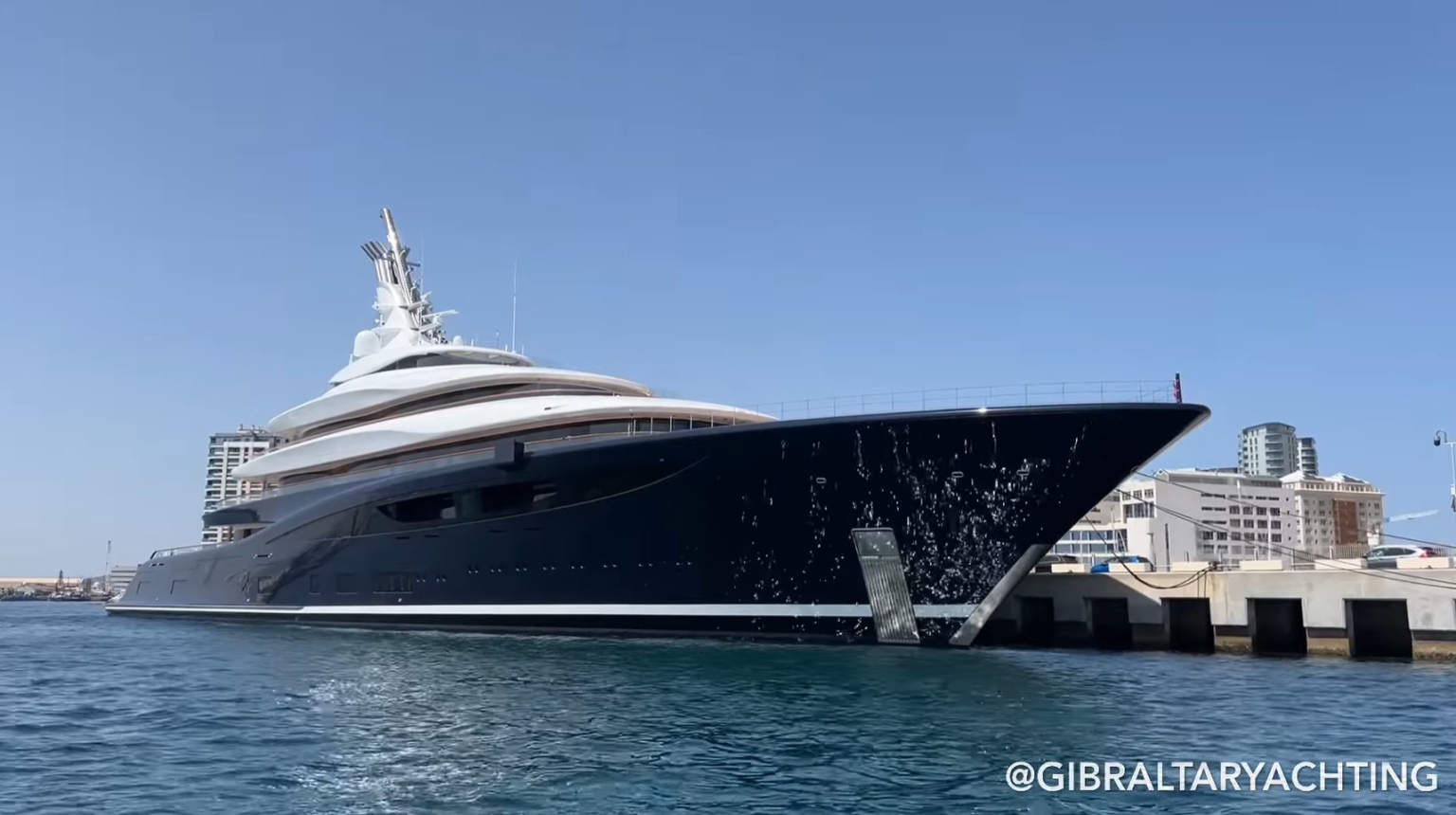 AVANCE: Por dentro del superyate de hidrógeno de Patrick Dovigi